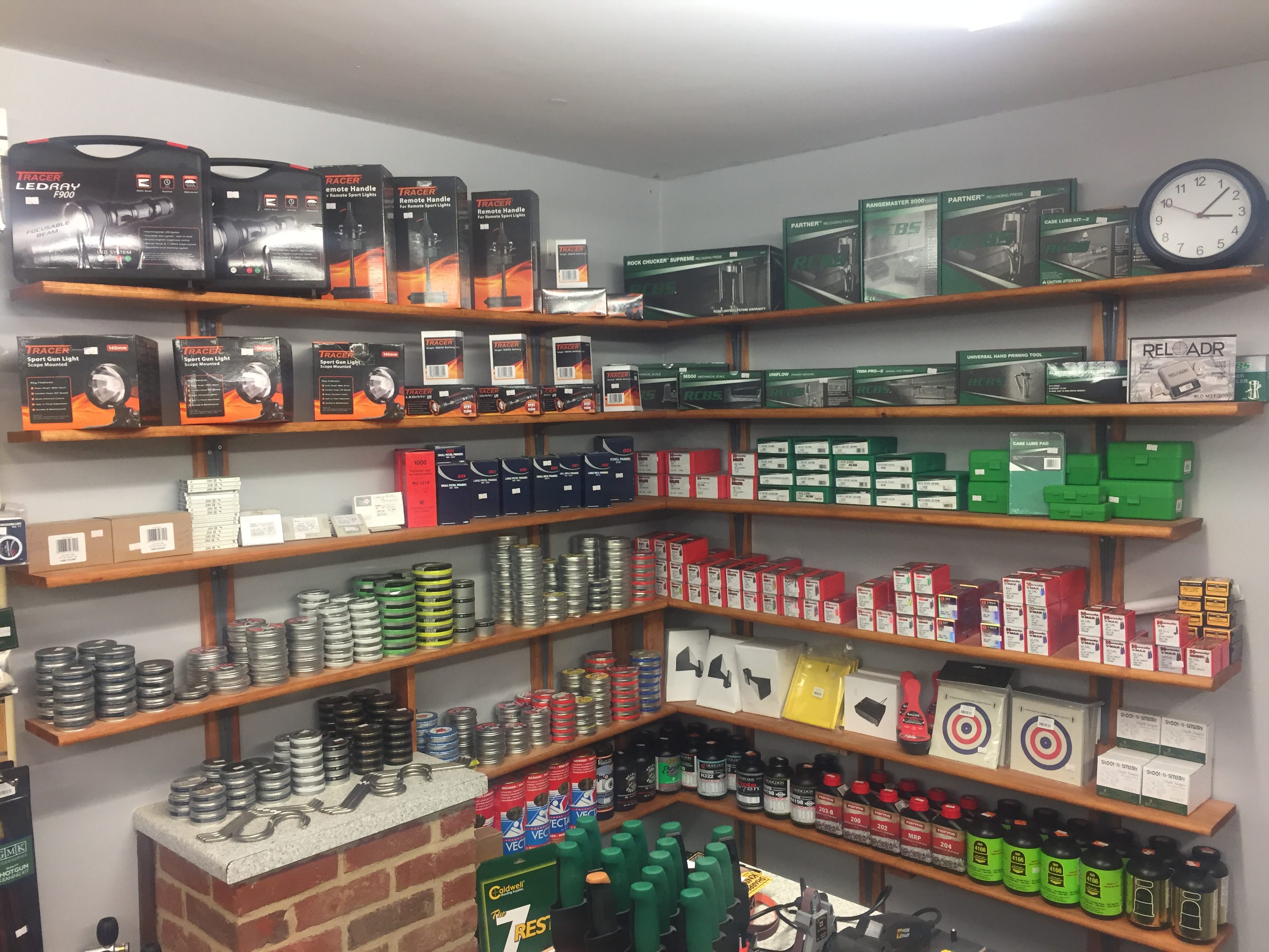 Shotguns, rifles, air rifles & airguns, ammunition, scopes and accessories